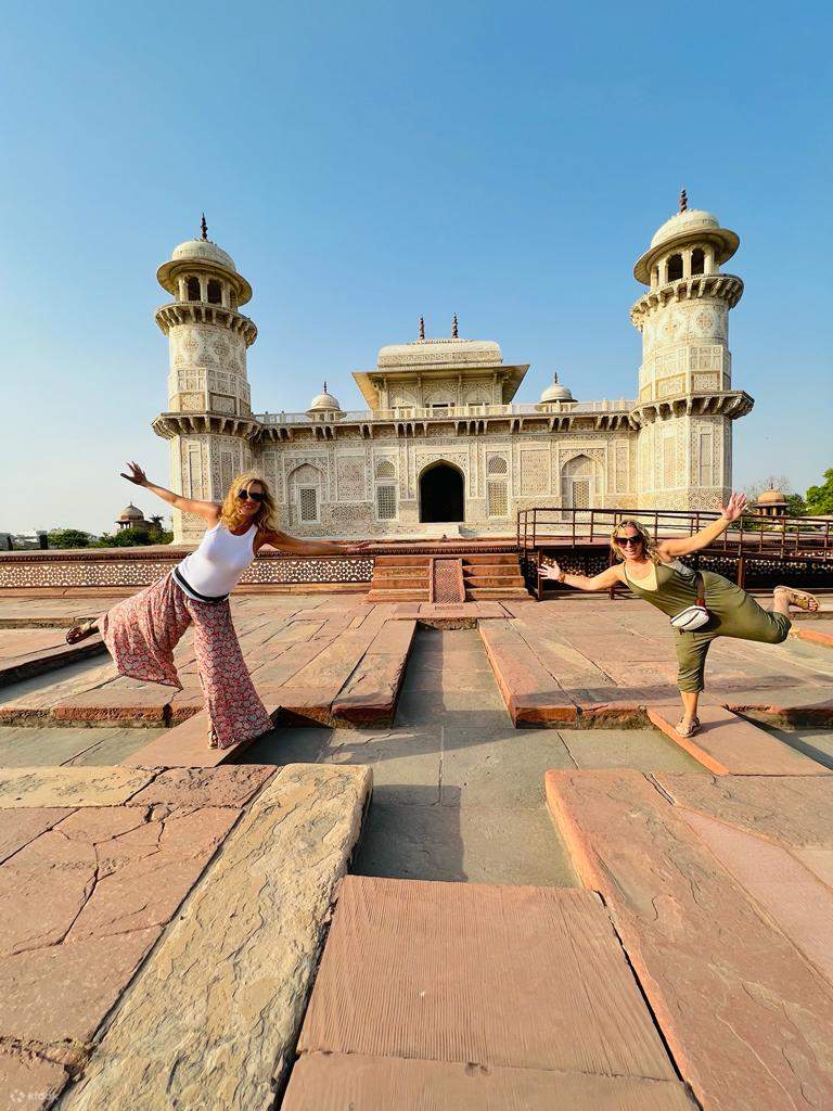 Jelajahi Taj Mahal & Agra dengan Akses Lewati Antrean | Jaipur ke Agra ...